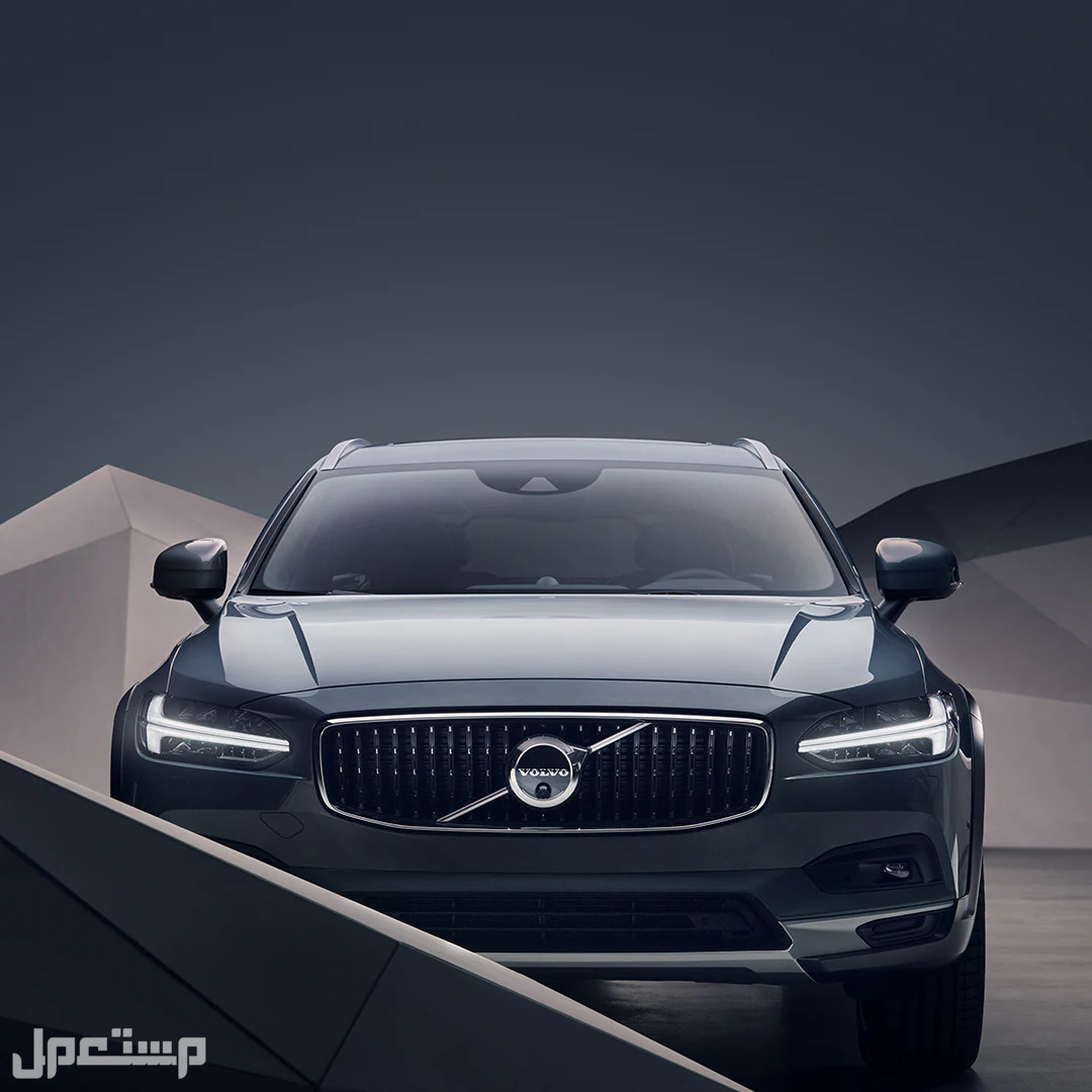 سيارة فولفو في 90 volvo v90 2023 جميع المواصفات و الصور في الإمارات العربية المتحدة - مستعمل