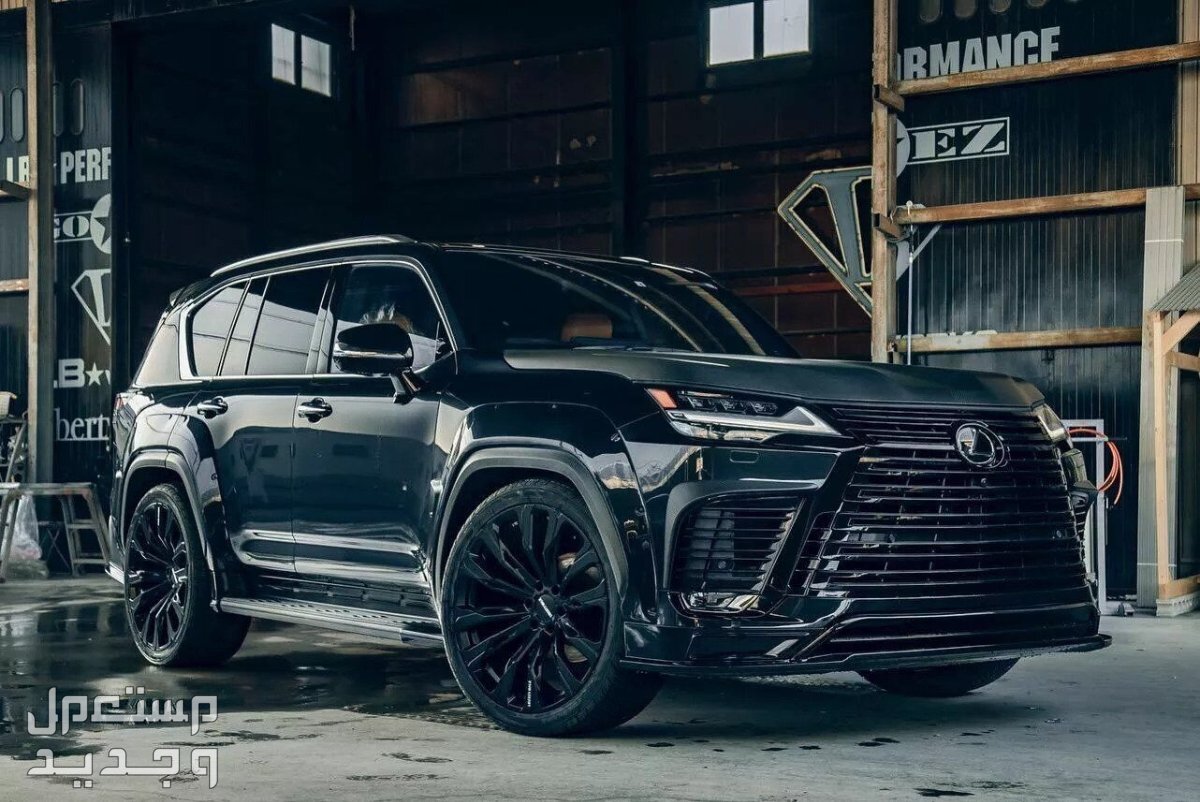 لكزس لون اسود LEXUS LX600 2023 - مستعمل