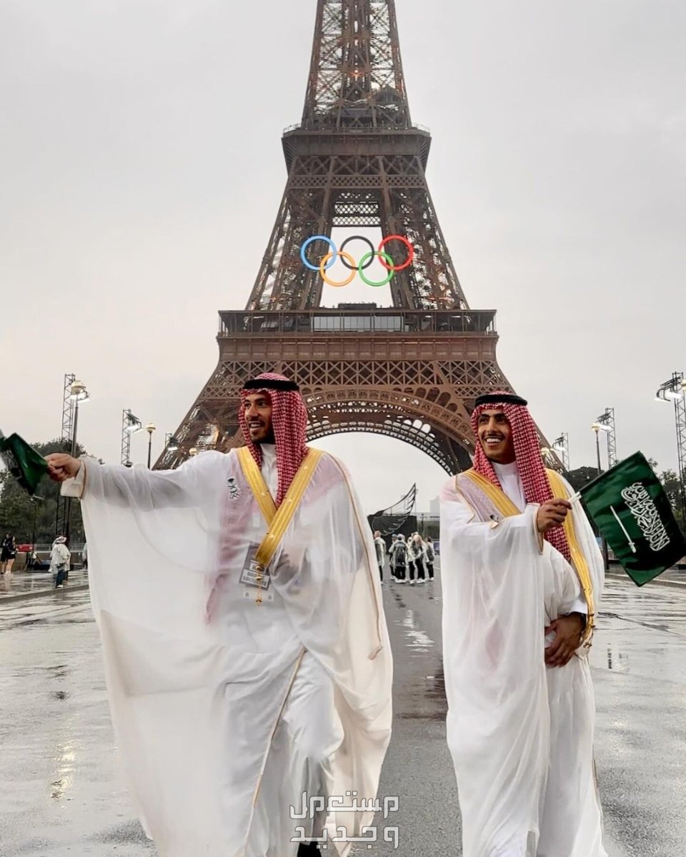 الزي الرسمي السعودي يخطف الأنظار في أولمبياد باريس 2024 - Mstaml