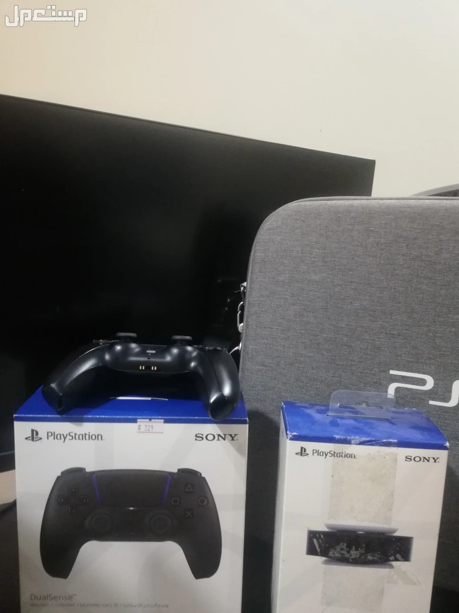 PS5 (جرير) نظيف ديجتال ب اعلى سوم حدي فيه 2500 - مستعمل
